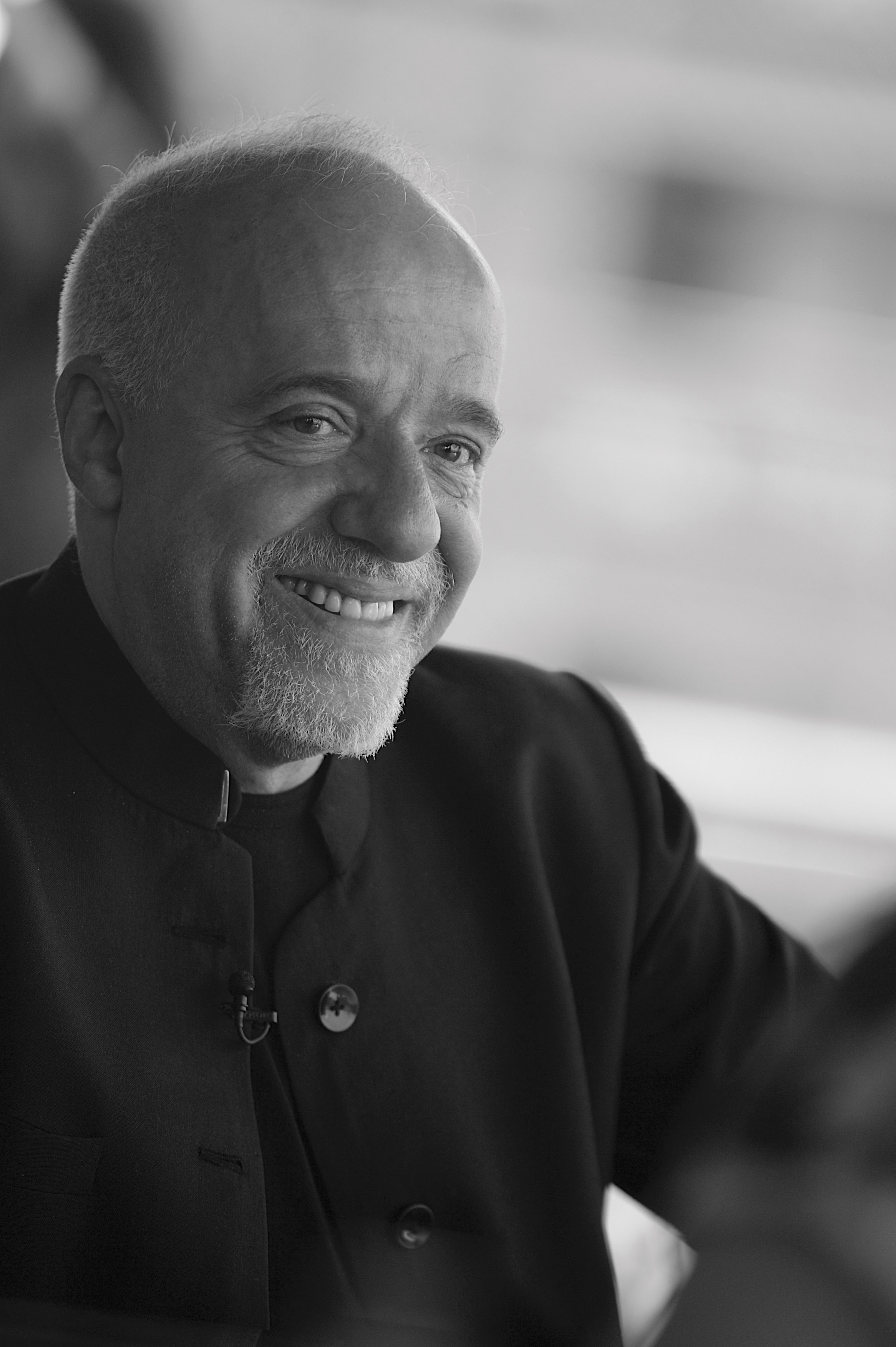 VR Editoras Agenda Paulo Coelho 2023 RENACERES ANILLADA TAPA CELESTE